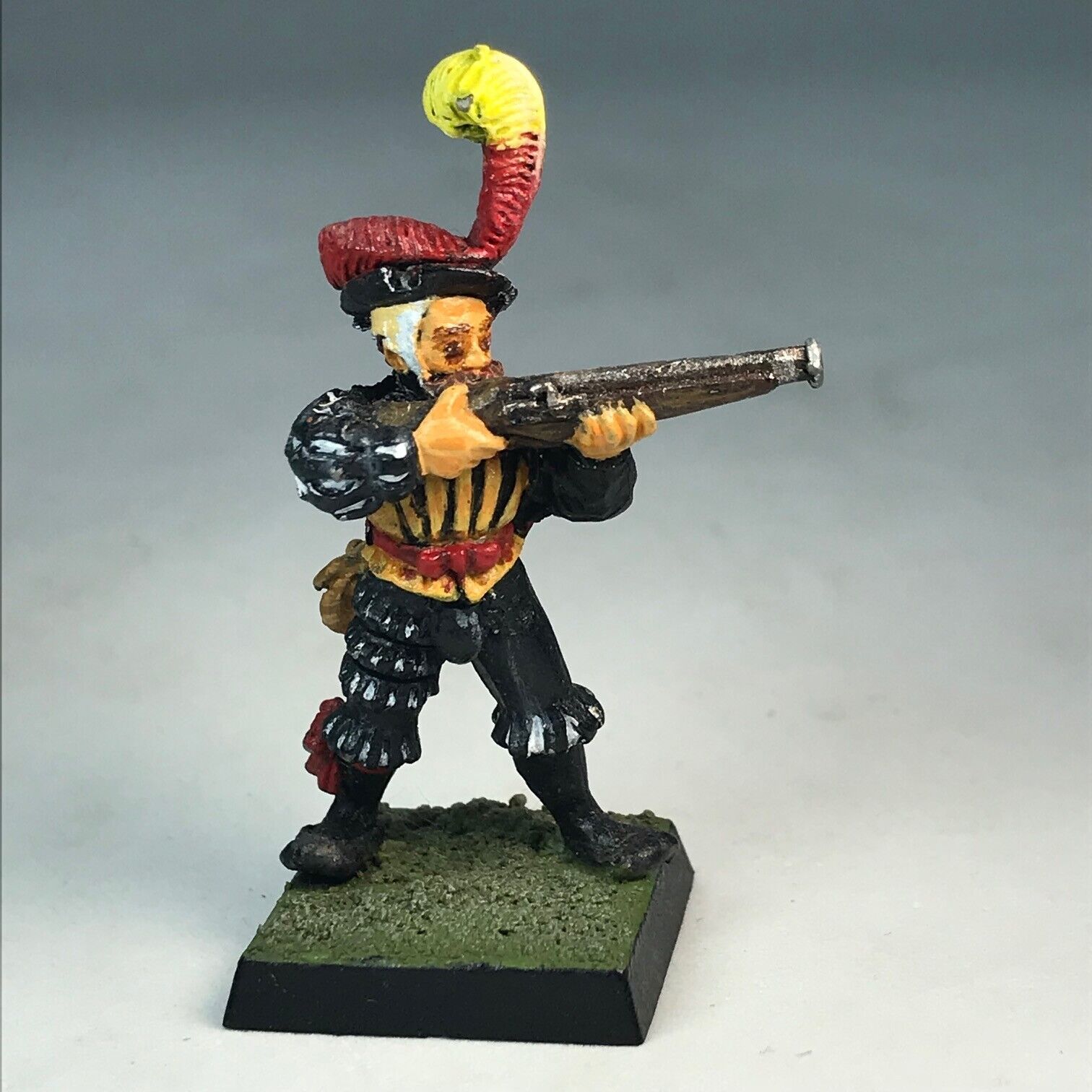 Metal Classic Empire Handgunner Sigmar - Warhammer Fantasy X9191 ...