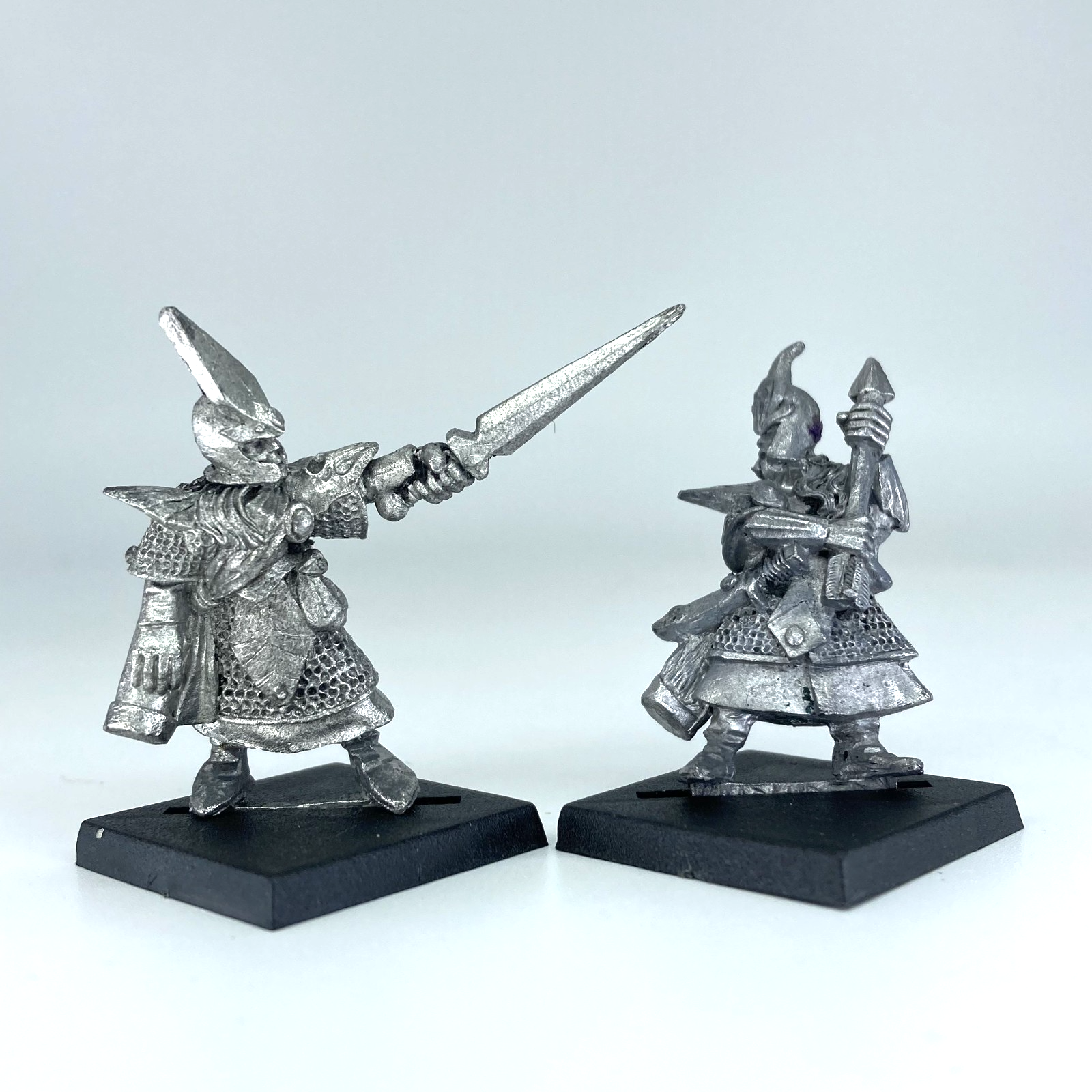 Dark Elf Bolt Thrower Crew - Dark Elves - Warhammer Fantasy Classic Me