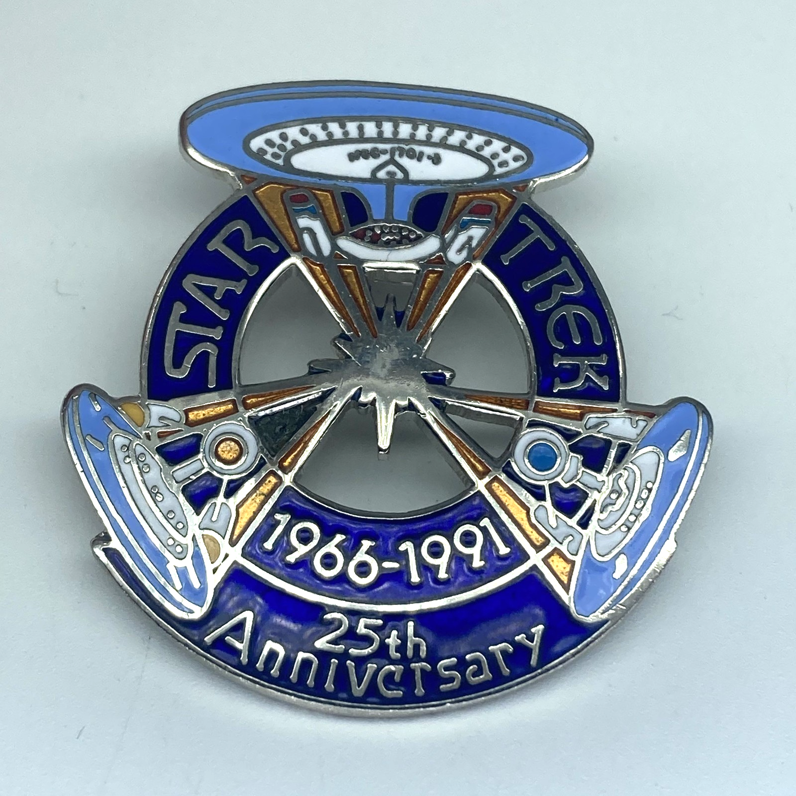 Star Trek Metal Pin Badge - Star Trek Collectables X8870