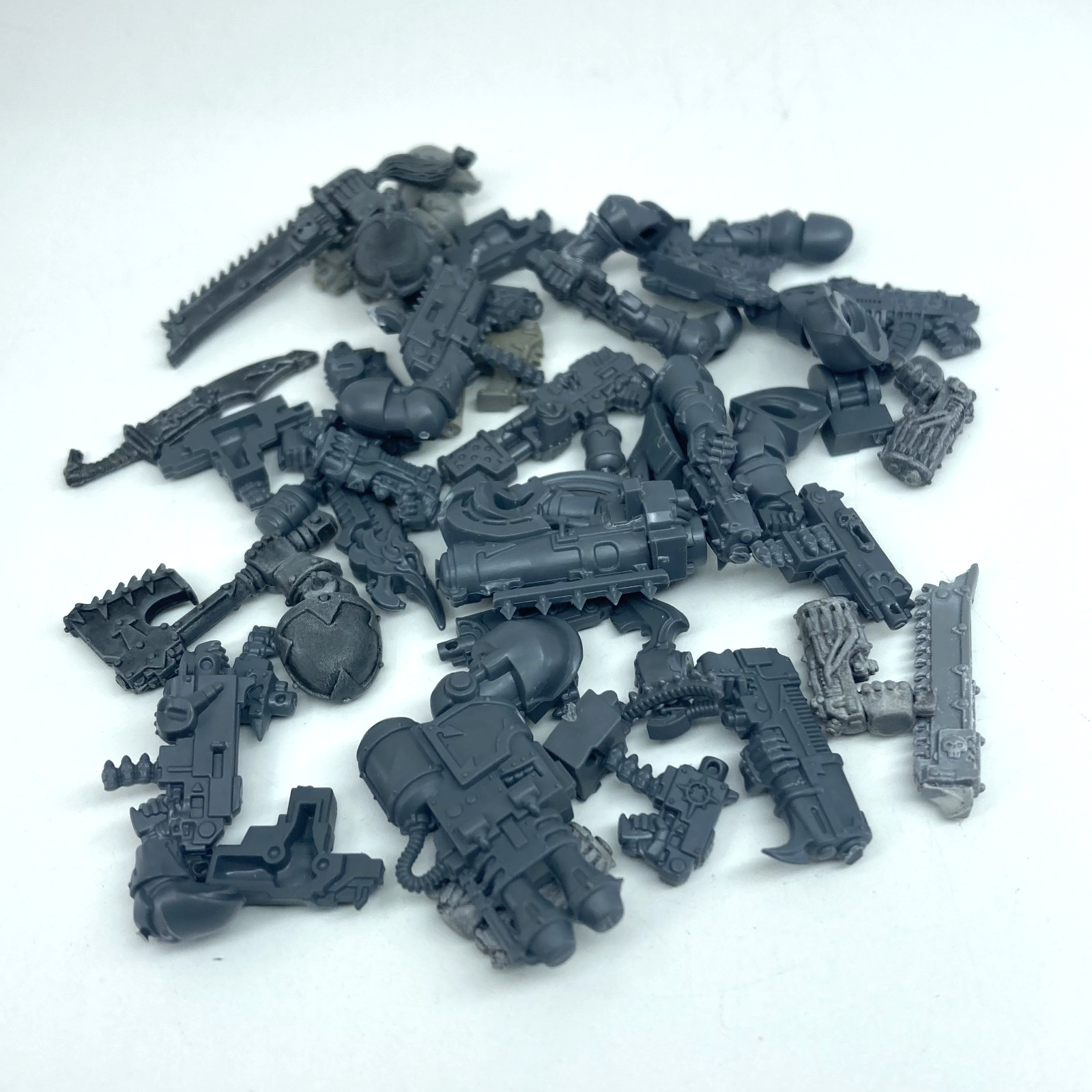 Chaos Space Marine Parts - Parts / Kitbash - Warhammer 40K Games Works
