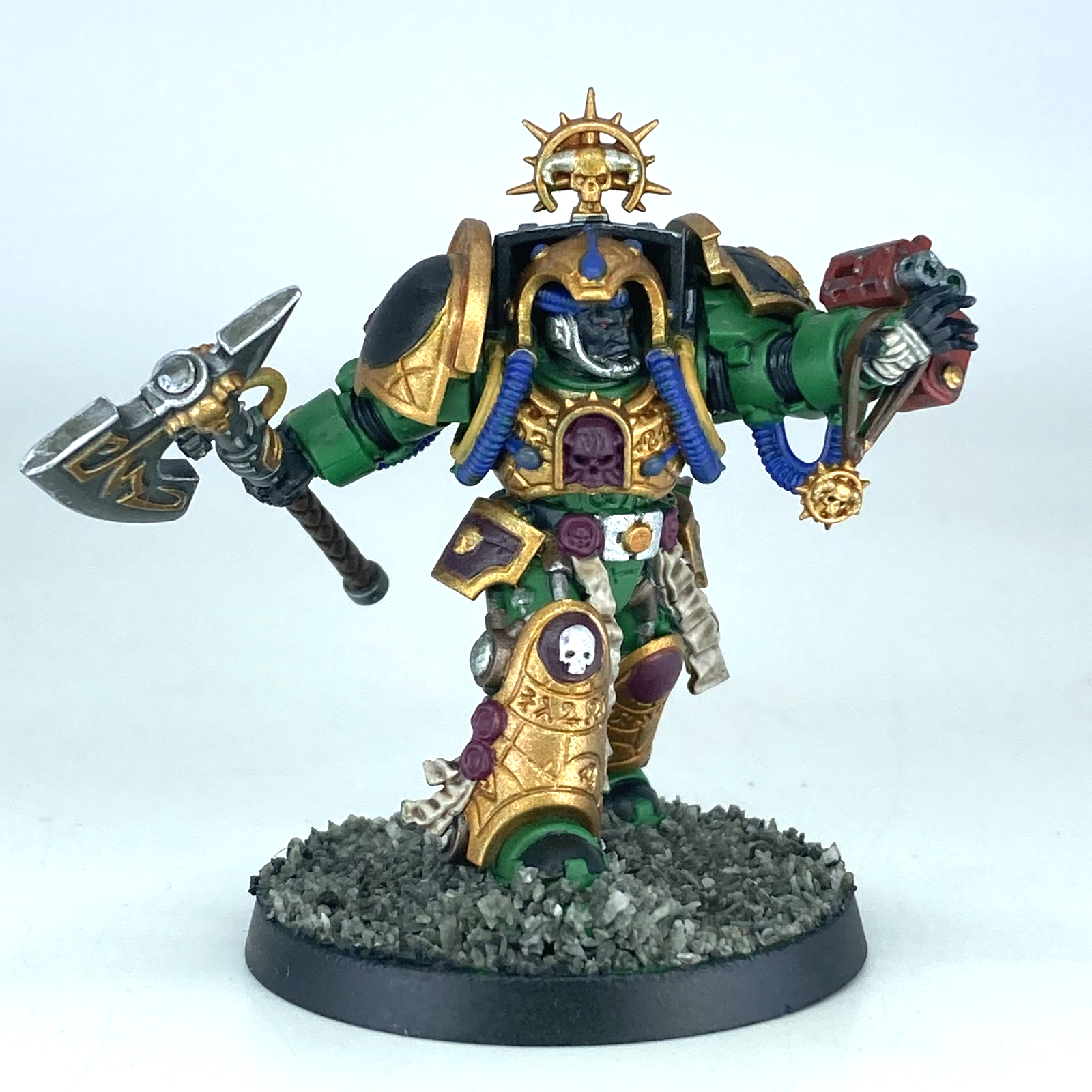 Salamanders Librarian in Terminator Armour - Space Marines Warhammer 4