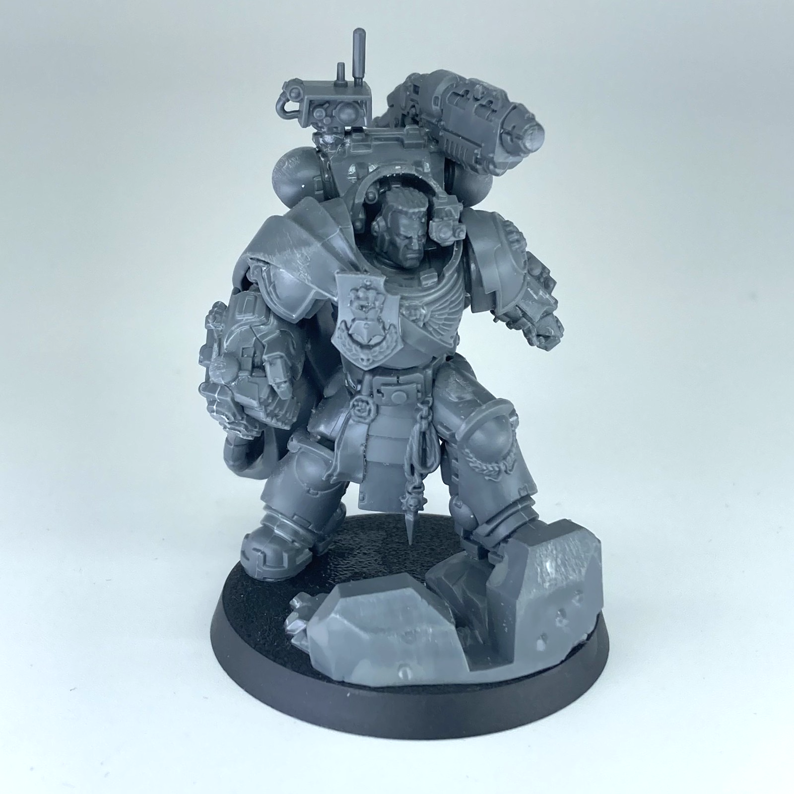 Tor Garadon Imperial Fists - Space Marines - Warhammer 40K Games Works