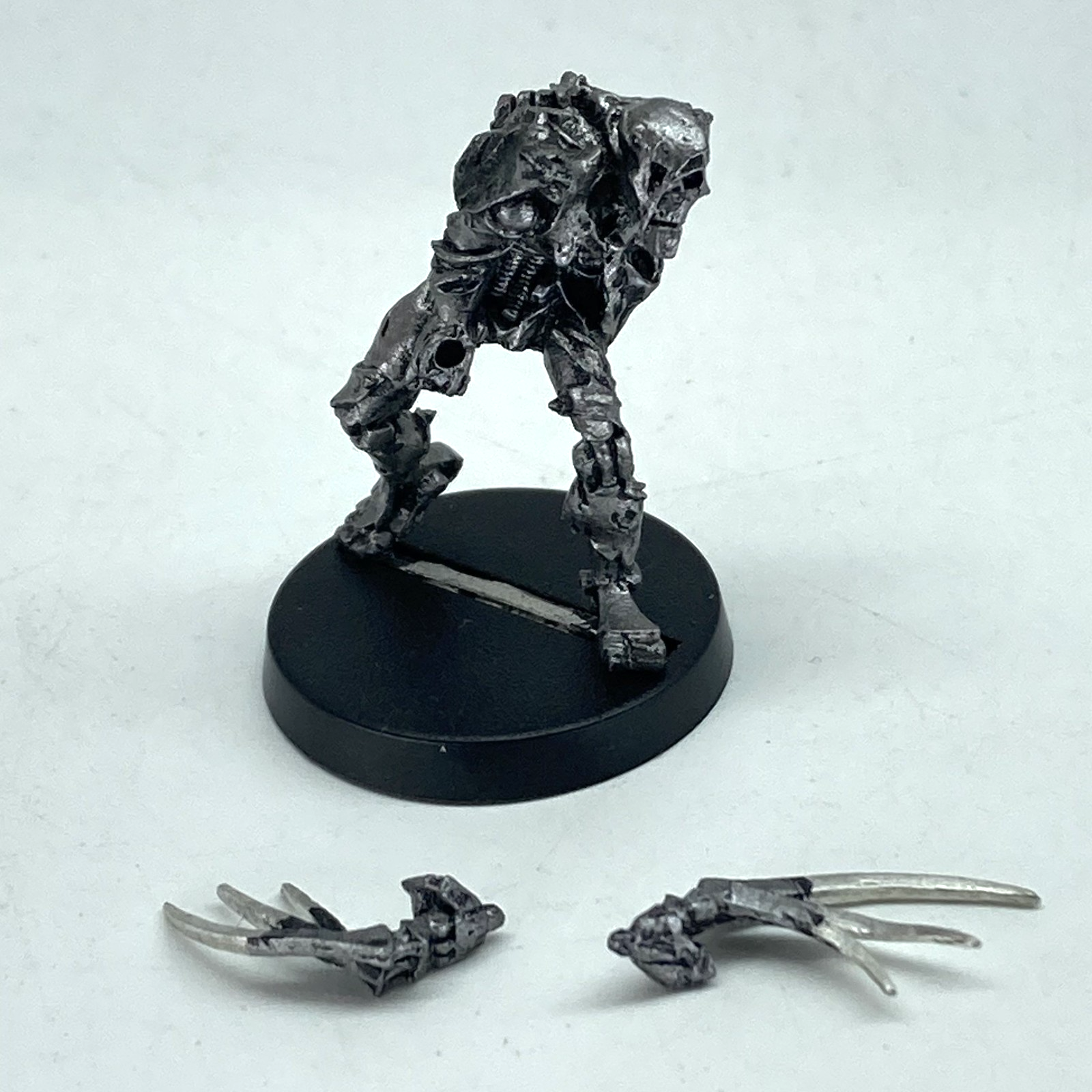 Necron Flayed One - Warhammer 40K Games Workshop Classic Metal X13645