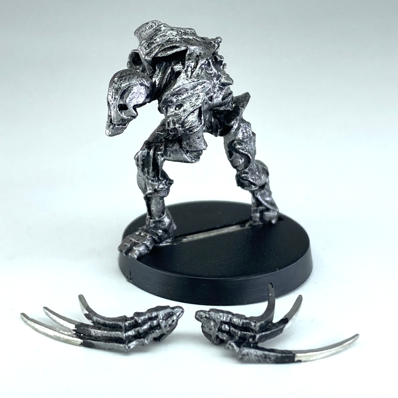 Necron Flayed One - Warhammer 40K Games Workshop Classic Metal X7765