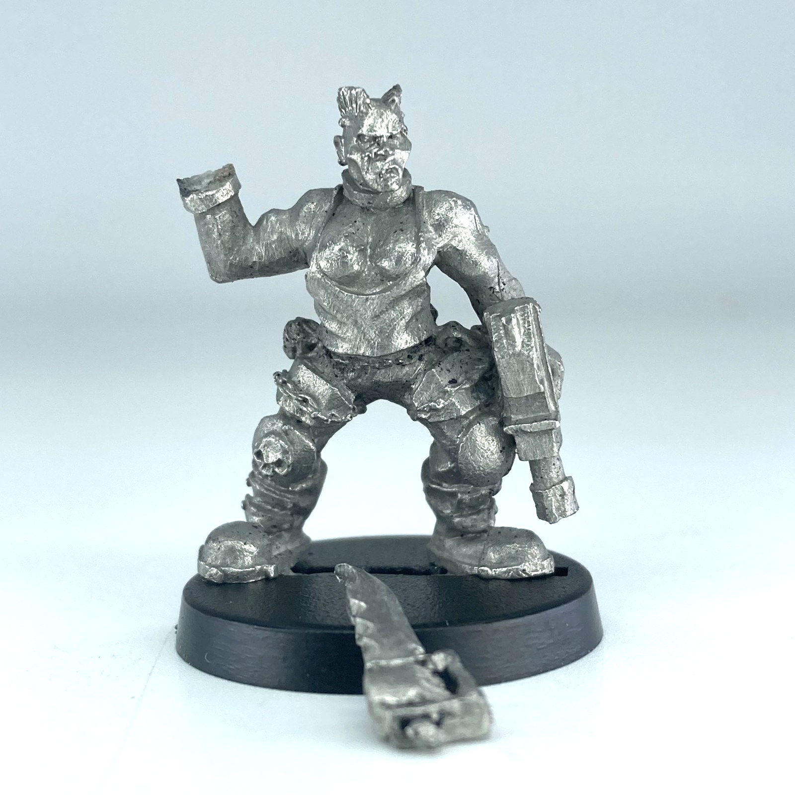 Necromunda Goliath Ganger - Necromunda Warhammer 40K Classic Metal X17