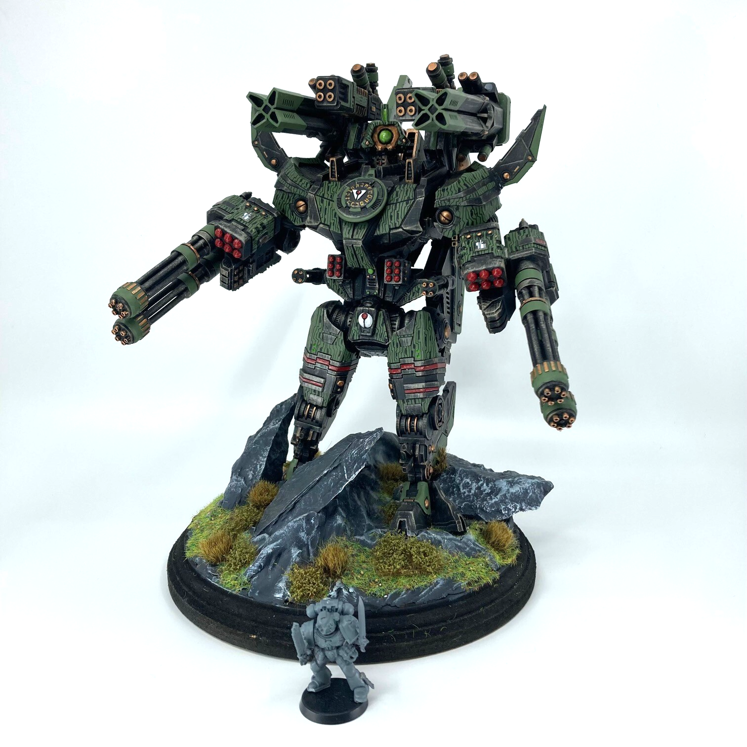 Large Robotic Titan Knight on Plinth Base - Serious Kitbash - Painted