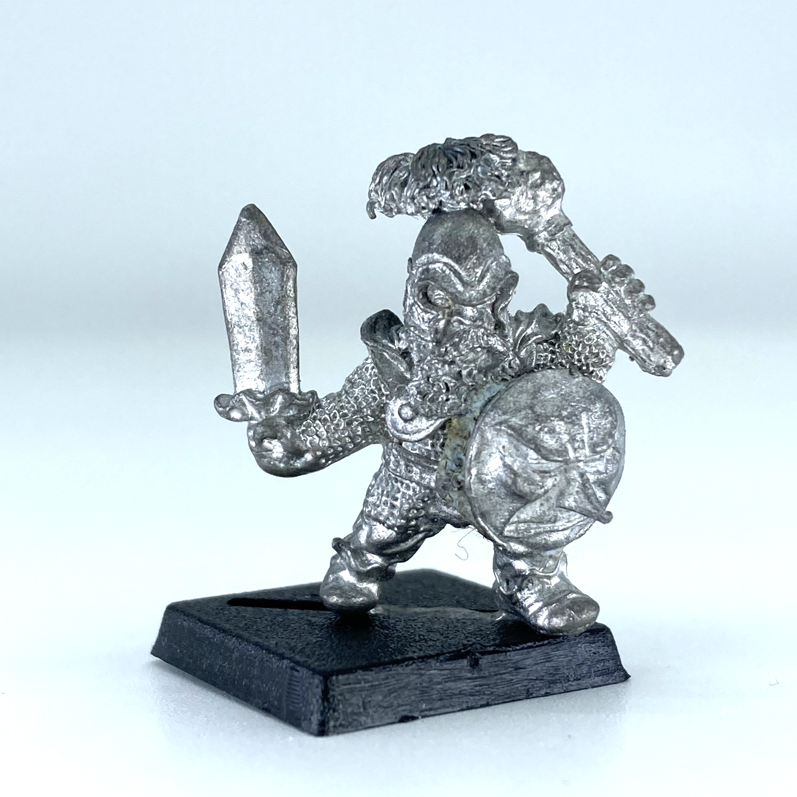 Dwarf Warrior 'Magnus' - Gothic Dwarves 1987 - Warhammer Fantasy Metal